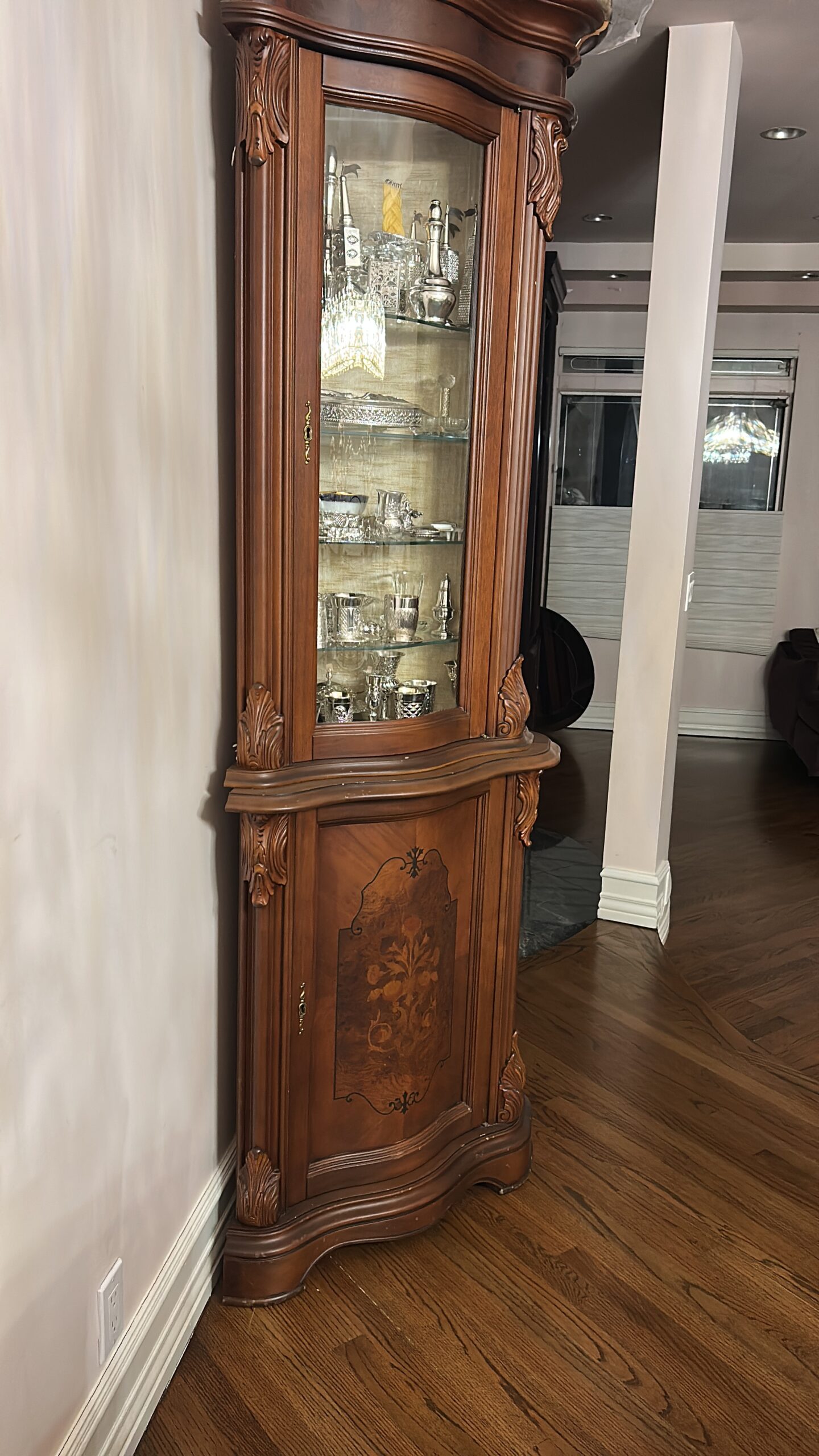 2 curios and breakfront available – Imzist