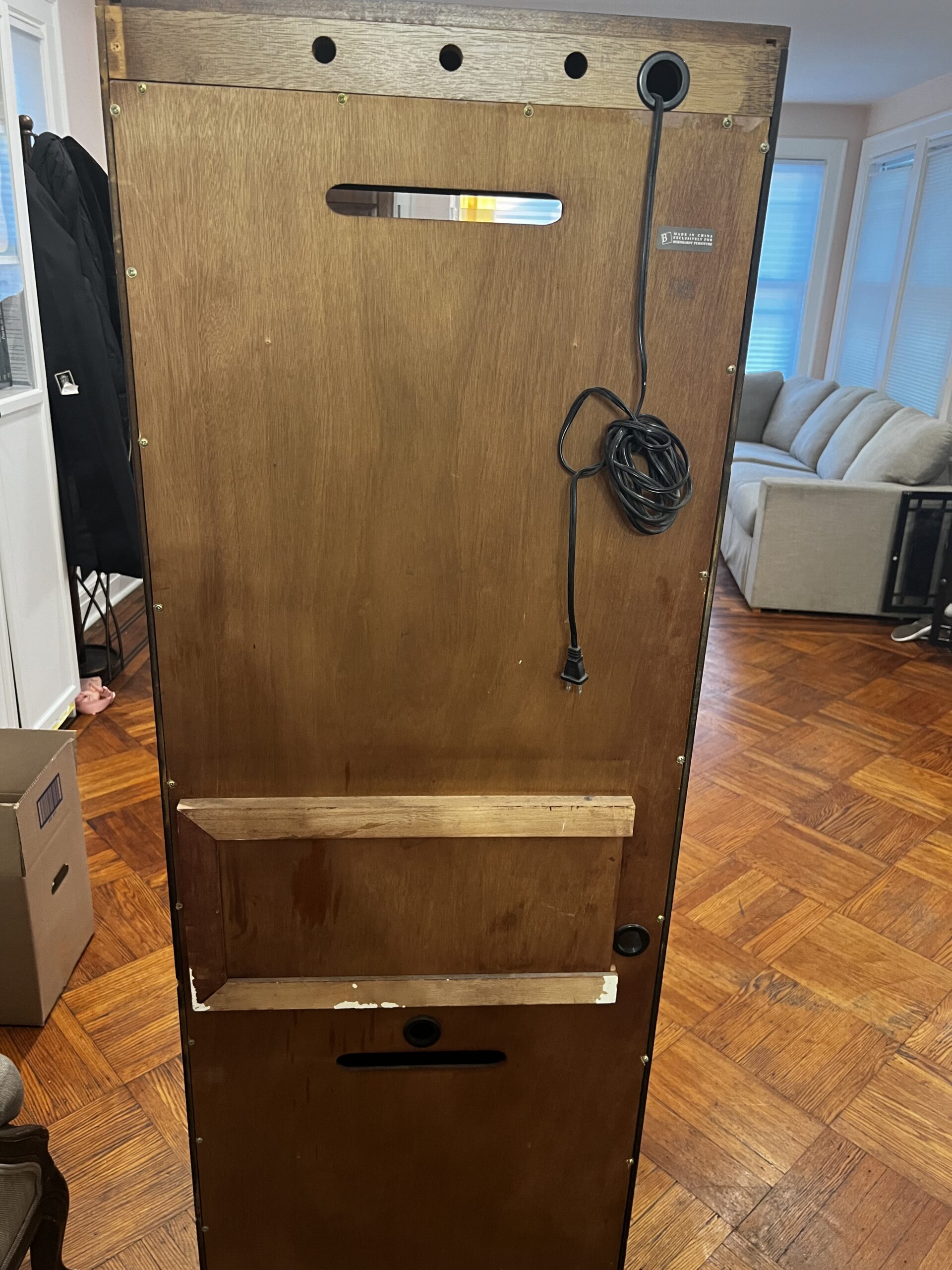 Small display cabinet – Imzist